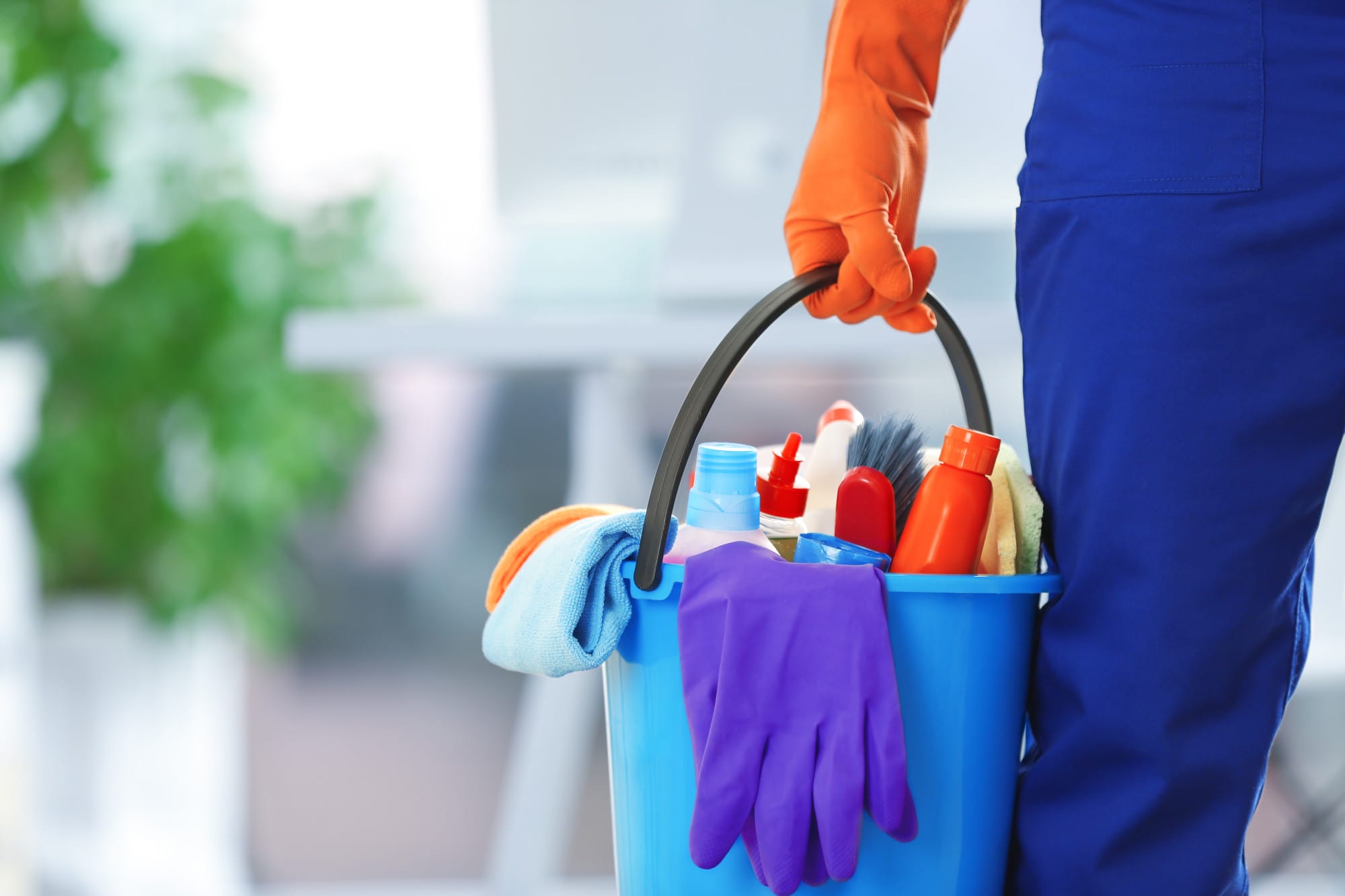 Cleaning vs Disinfecting: What's the Difference?